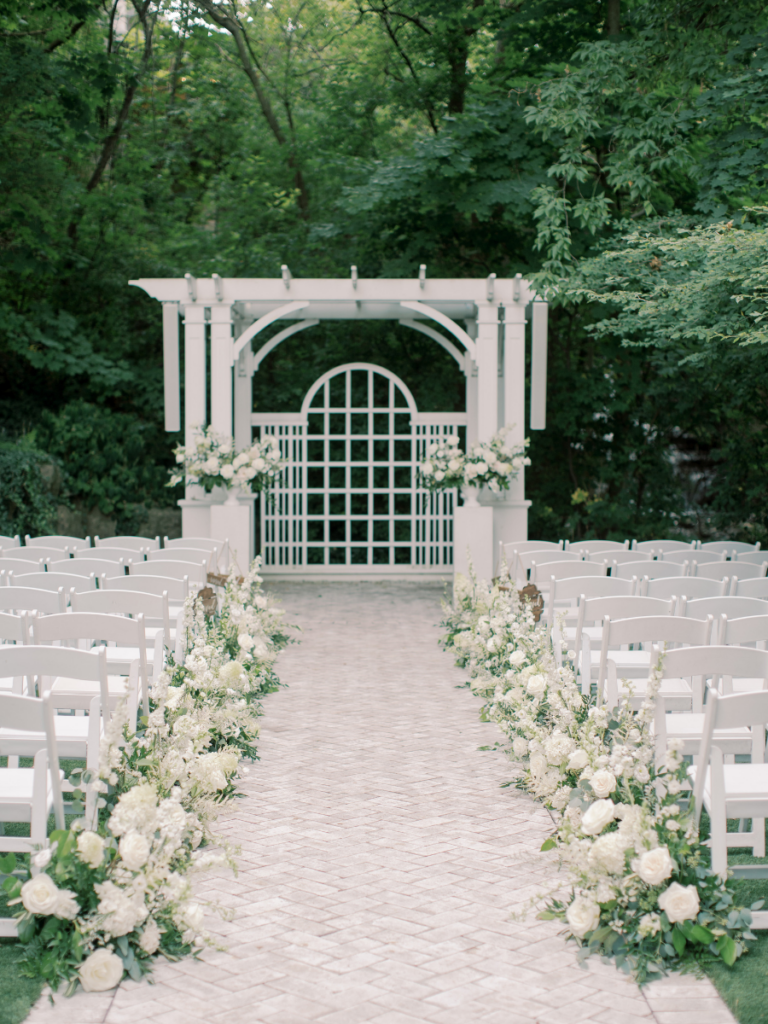 Classic Ancaster Mill Wedding - Forever Wildfield Blog